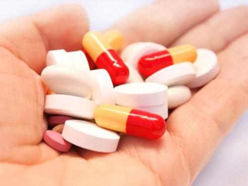 Ibuprofeno, paracetamol, antiácidos, vitaminas... Los riesgos de los ...